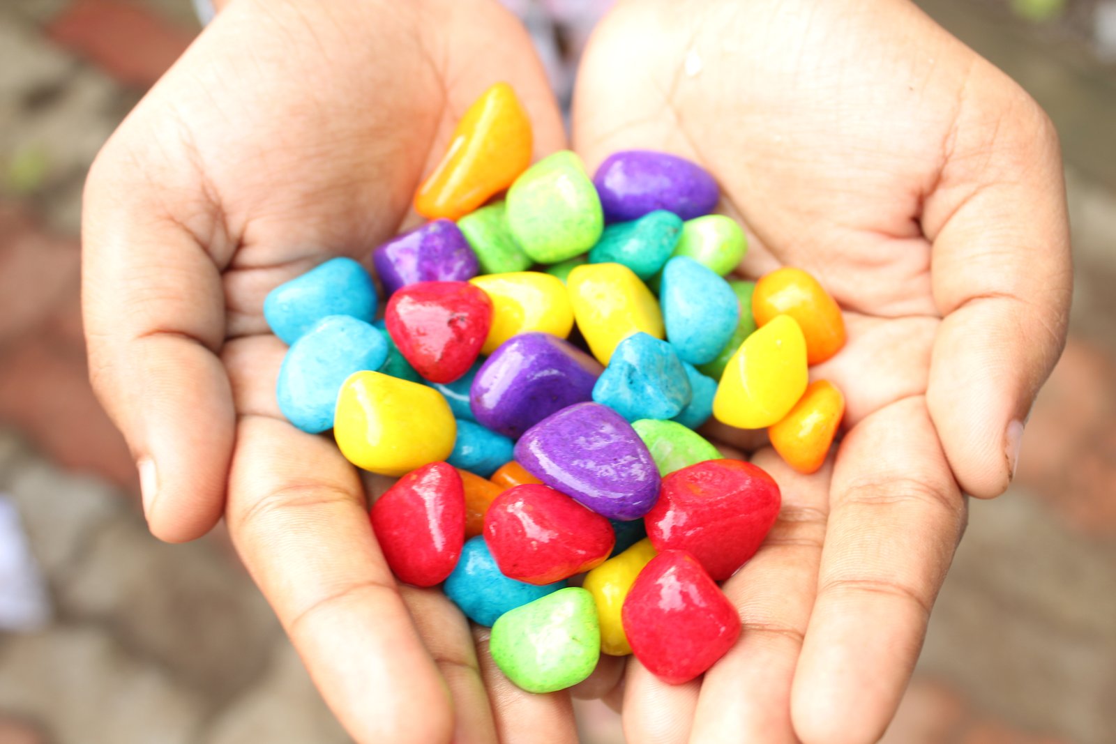 Colourful Pebble Stones : Upto 50% off | Buy online from Nursery Nisarga